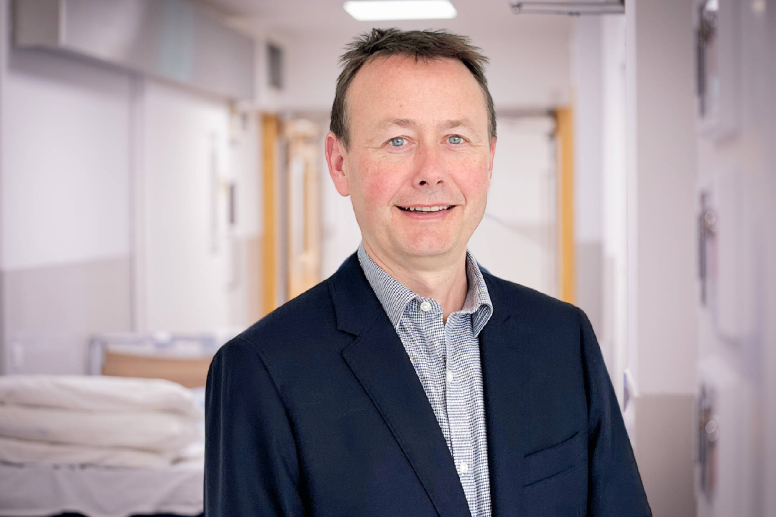 Dr John Lindsay - Kingsbridge Private Hospital